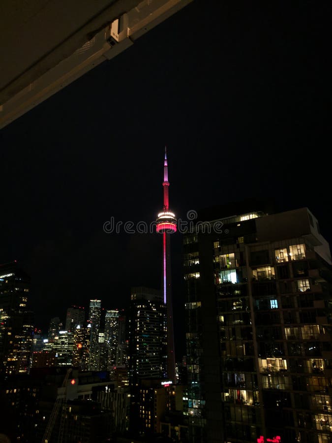 Cn Tower editorial stock image. Image of toronto, shot - 104939129