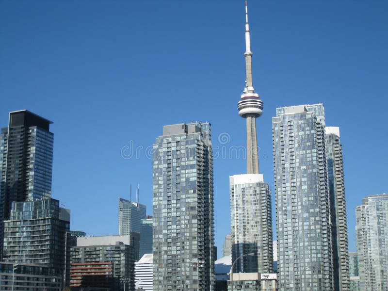 CN Tower in Toronto editorial photography. Image of newage - 18947637