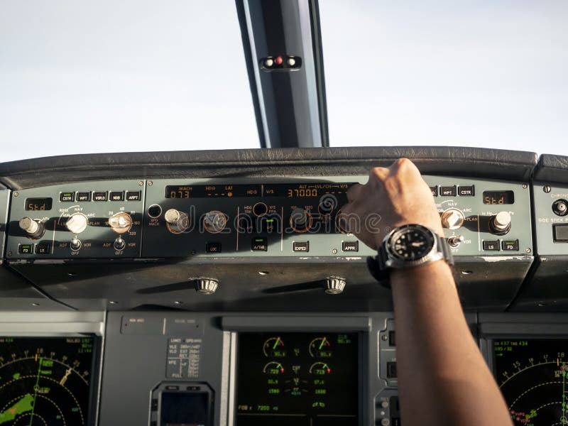 Co Pilot Adjusting Button on Auto Pilot Panel in A320 Aircraft. Stock ...