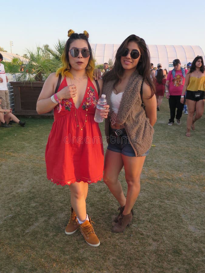 Festival Fashion and Crowds at Coachella Editorial Photography - Image ...