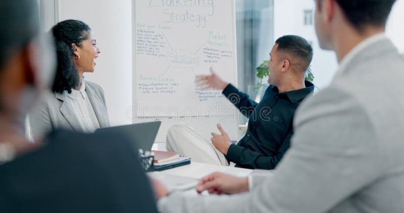 Leadership, Man Brainstorming with Laptop and Business People, Ceo ...