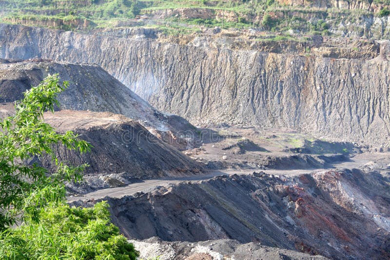 Opencast Coal Mine Showing Benches Stock Photos - Free & Royalty-Free ...