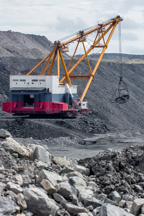Dragline at an open pit stock photo. Image of coalfield - 96966600 Dragline at an open pit stock photo. Image of coalfield - 96966600