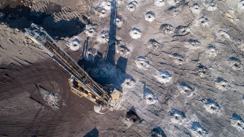 Coal mining in open pit stock photo. Image of equipment - 140973658