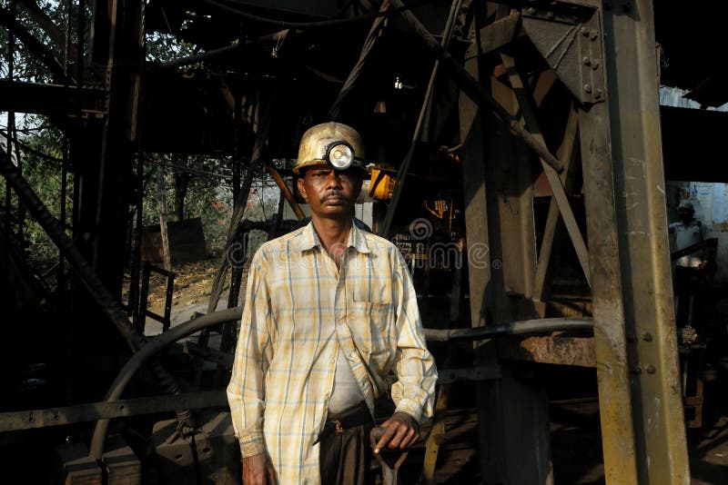 Coalmines Worker editorial image. Image of lung, obligation - 33543895