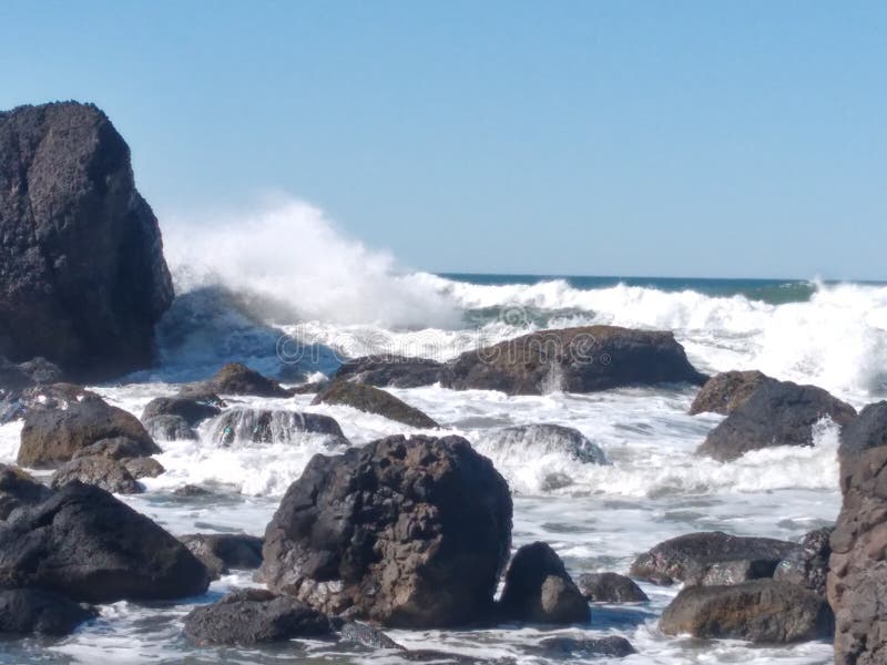 Coastal rocks, Oregon stock photo. Image of ocean, weather - 1048682