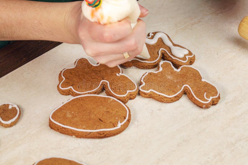 Coating gingerbread stock photo. Image of happy, house - 87284026