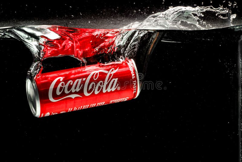 Coca cola can editorial stock photo. Image of water - 193002028