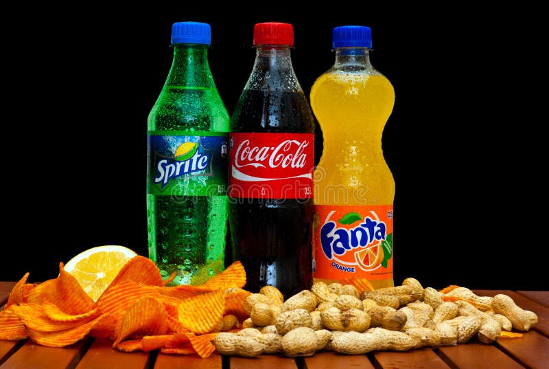 Coca-Cola, fanta y sprite foto editorial. Imagen de bebida - 63576501