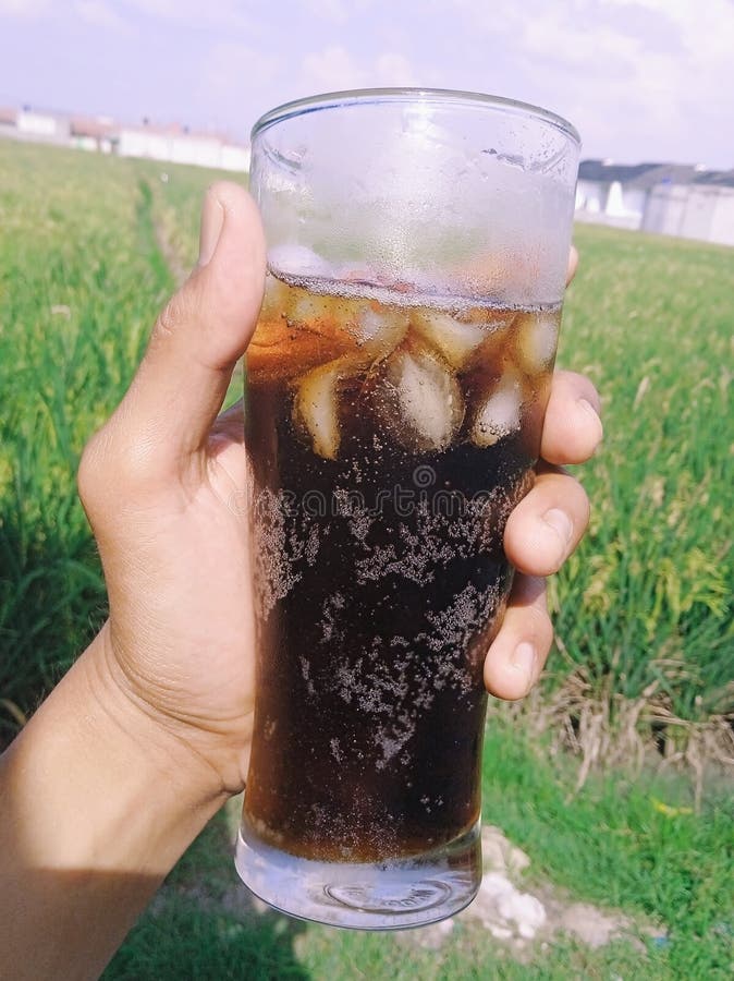 Coca Cola Ice Stone stock image. Image of coca, glasses - 276500781