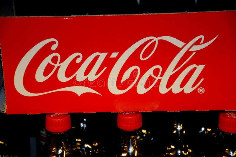 Coca - Cola Noll Socker- Och Klassikercoca - Cola Redaktionell ...