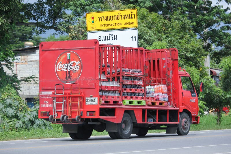 Coca Cola Truck, Cokesproduct Redactionele Stock Foto - Image of ...