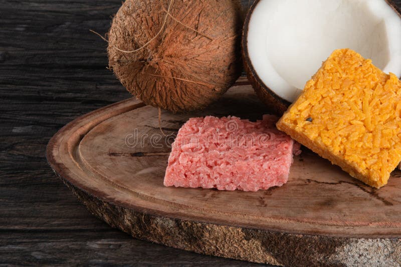 Cocada Coco Doce Brasileiro Em Madeira Russa Foto de Stock - Imagem de ...