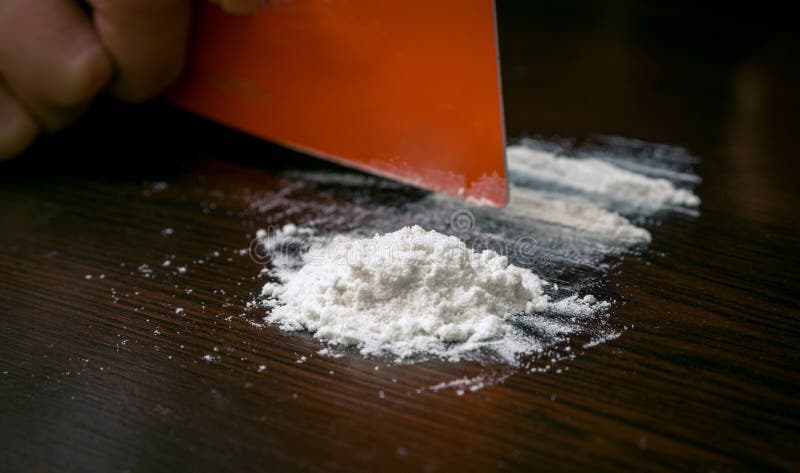 Cocaine powder on table stock image. Image of danger - 137492433
