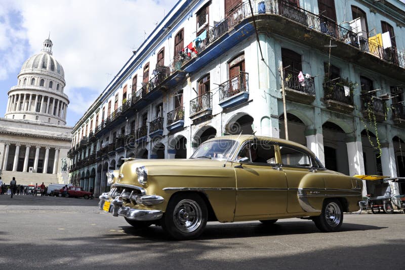 Coche Del Cubano Del Vintage Foto editorial - Imagen de cuba ...