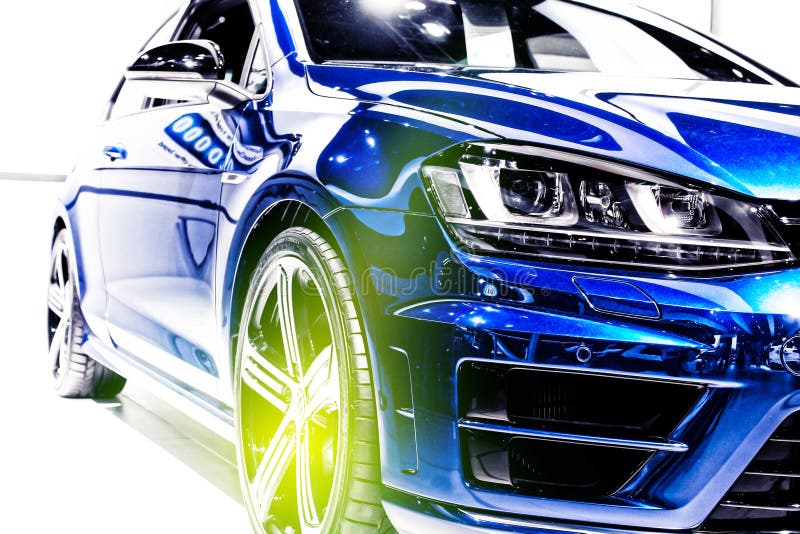 Coche deportivo azul imagen de archivo. Imagen de automotor - 37902937