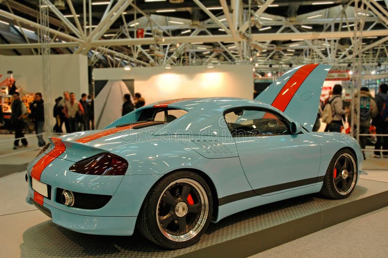 Coche de la turquesa foto de archivo. Imagen de conducir - 19272