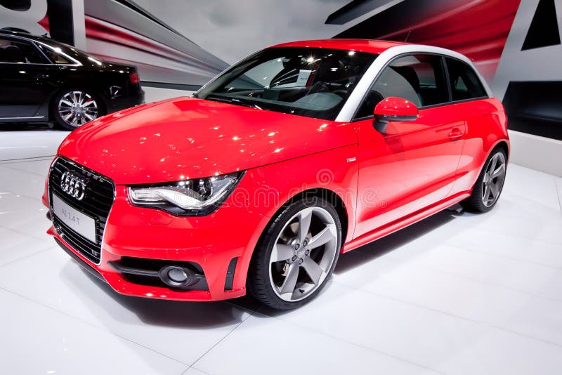 Coche Deportivo Rojo Audi A1 Fotografía editorial - Imagen de deporte ...