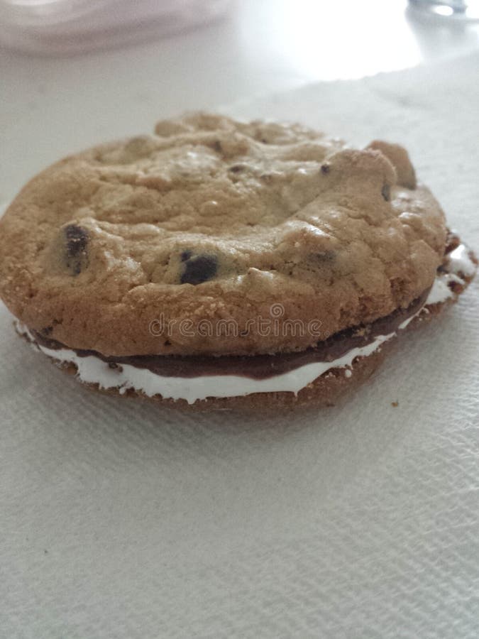 Cockie-Sandwich stockfoto. Bild von sandwich, eibisch - 70750010