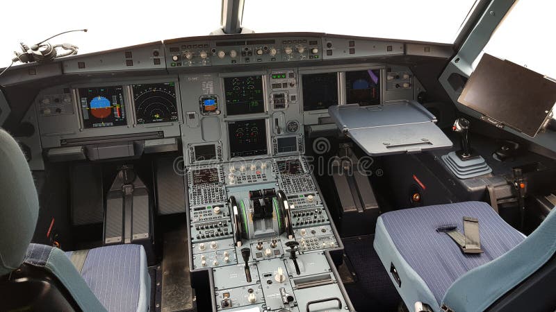 Airbus Cockpit Stock Images - Download 7,813 Royalty Free Photos
