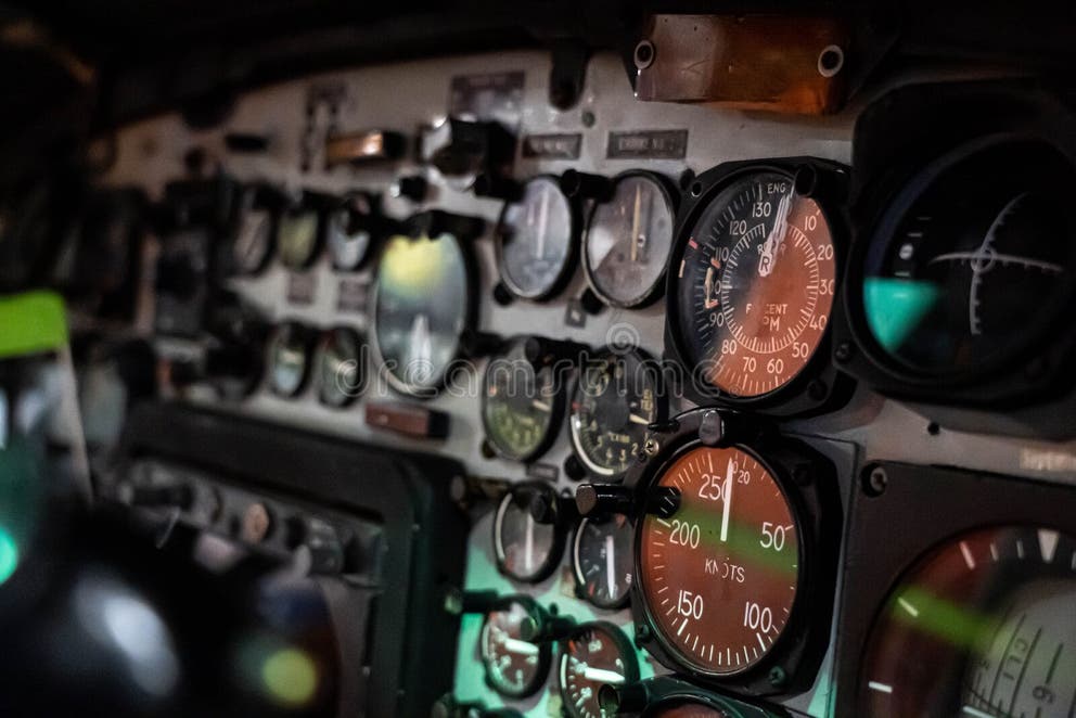 Cockpit Control Panel of an Old Airplane Stock Image - Image of cockpit ...