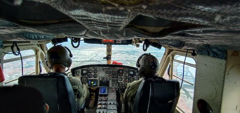 Cockpit Helicopter Bell 412 Stock Image - Image of screenshot, airplane ...