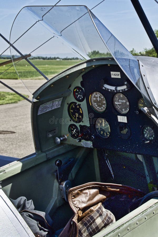 Cockpit, Motor Vehicle, Aviation, Vehicle Picture. Image: 119411059
