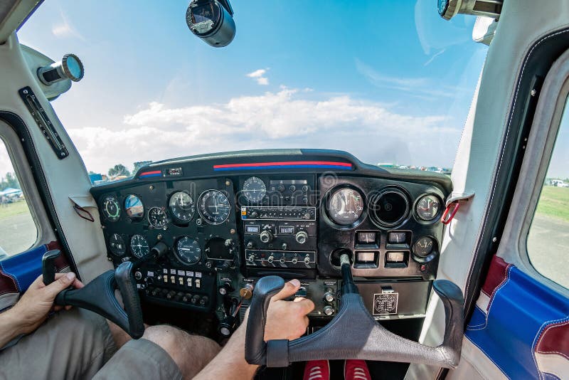 Cockpit of a Small Aircraft Stock Image - Image of cockpit, light ...