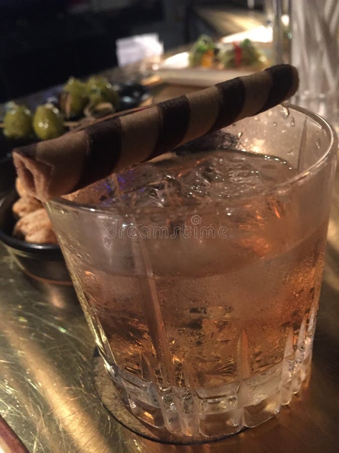 Cocktail or Alcoholic Mixed Drink Editorial Photo - Image of alcoholic ...