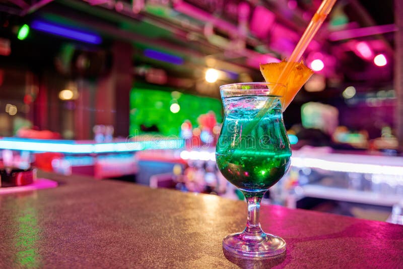 Cocktail at bar stock photo. Image of blur, background - 40976098