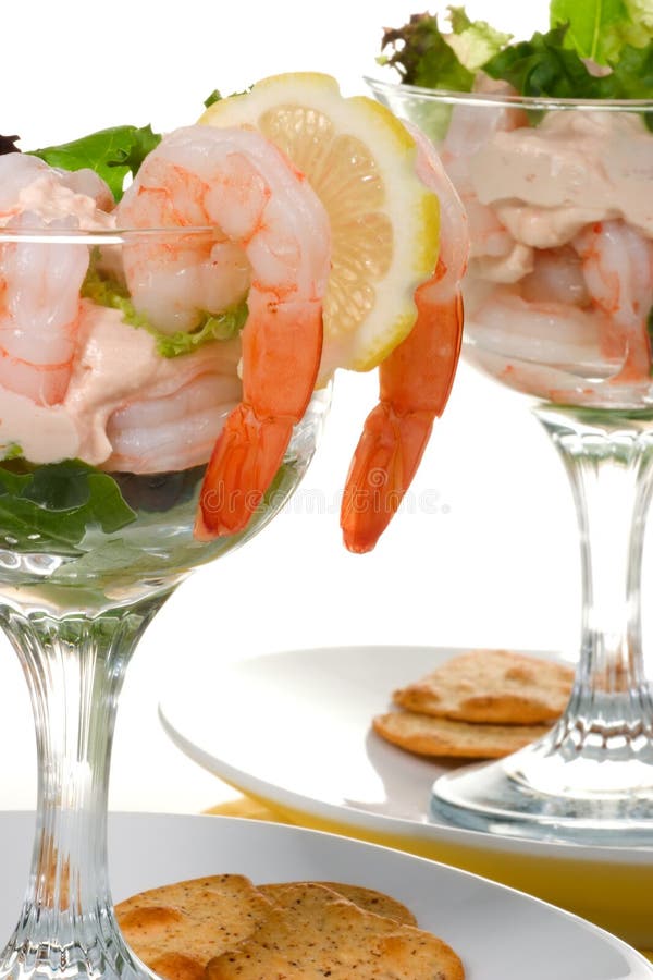 Cocktail de crevette photo stock. Image du lames, déjeuner - 7368808