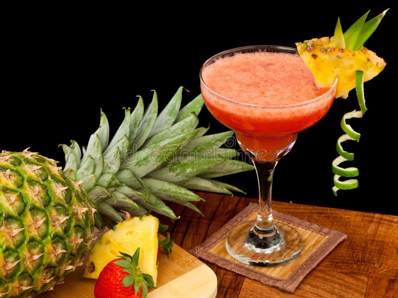 Coktail Del Succo Di Frutta Tropicale Fotografia Stock - Immagine di ...
