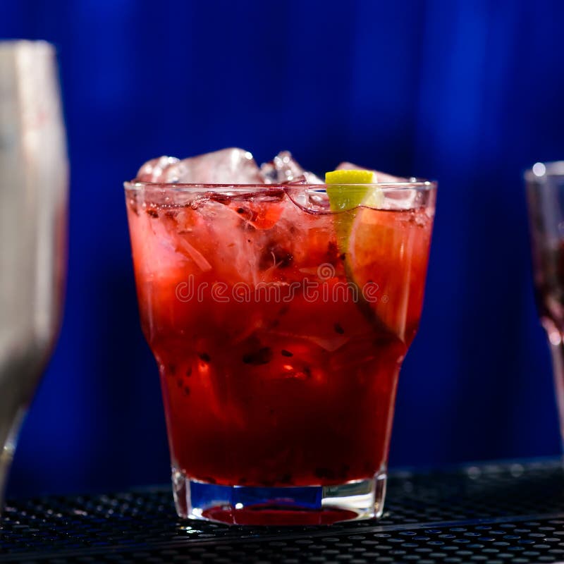 Rum On Rocks Cocktail By The Sea Stock Photo - Image of cabarete ...