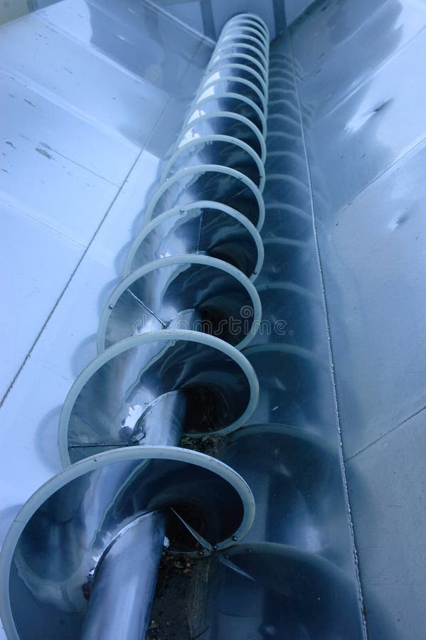 Coclea della cantina immagine stock. Immagine di industria - 16565483