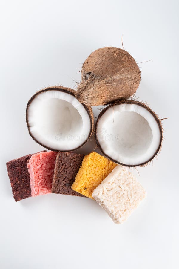 Coco Doce De Coco Doce Brasileiro Em Fundo Branco Foto de Stock ...