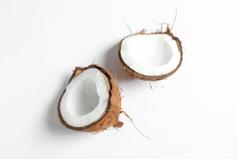Coco Tropical Partido Aislado Imagen de archivo - Imagen de aislado ...