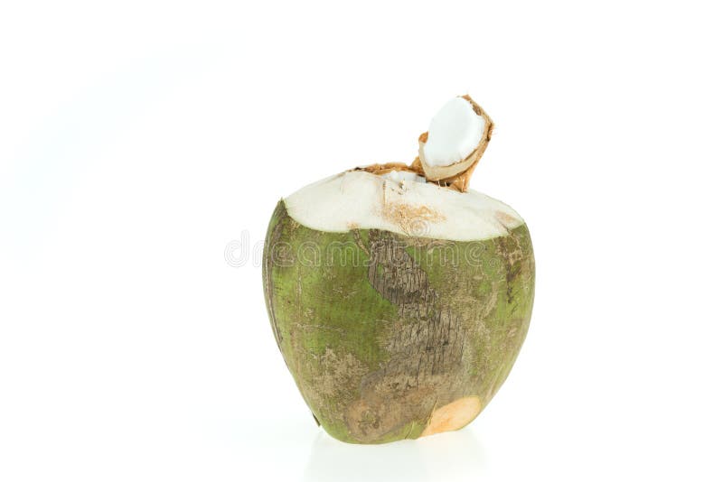 Fruto Verde Do Coco Isolado No Fundo Branco Imagem de Stock - Imagem de ...