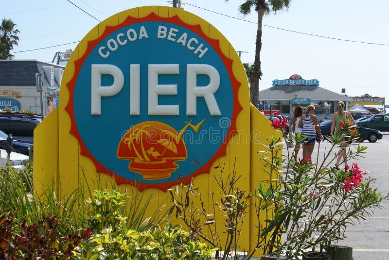 Cocoa Beach Pier sign editorial stock photo. Image of tourist - 23639108