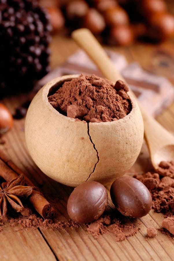 Cocoa powder on the table stock image. Image of powder - 39304369