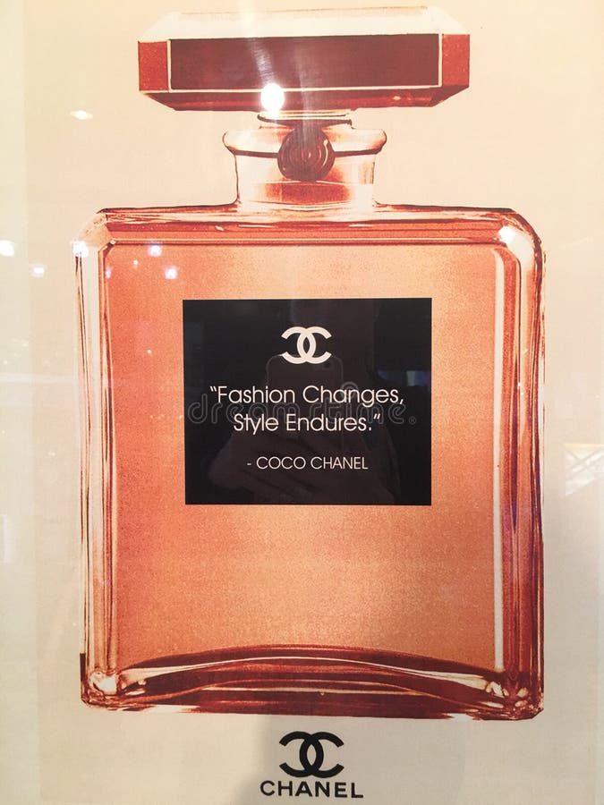 Cocos Chanel Number Five foto de archivo editorial. Imagen de estilo ...