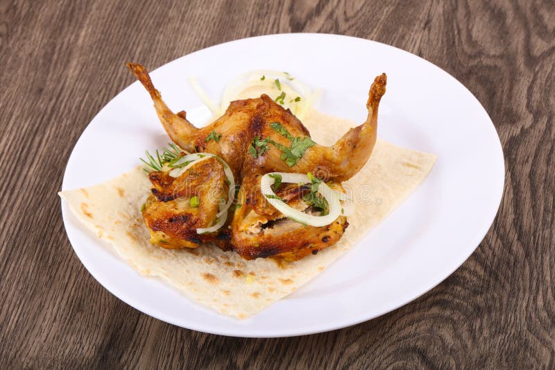 Codornices Asadas a La Parilla Foto de archivo - Imagen de principal ...