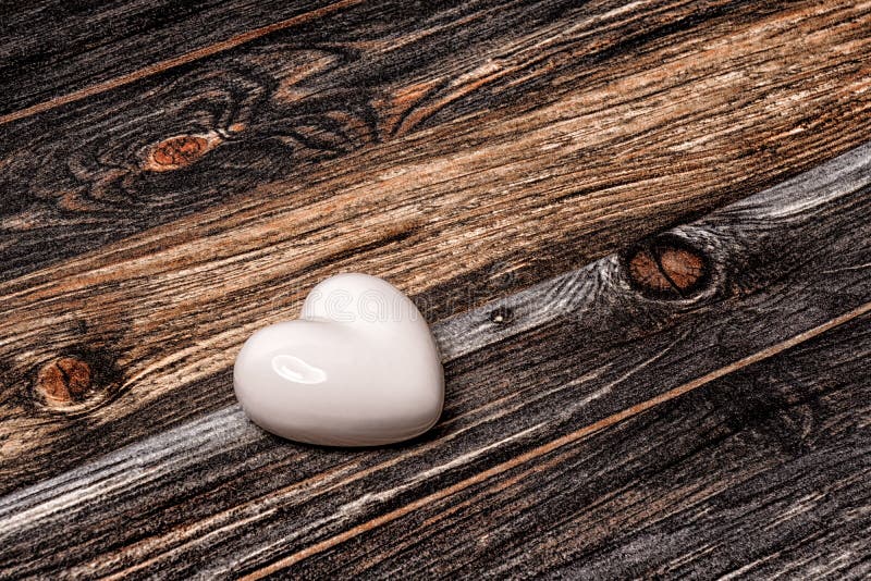 Coeur Blanc Comme Symbole D'amour Image stock - Image du jour, détail ...