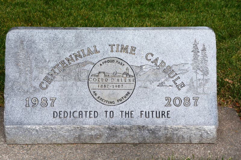 Coeur D Alene Centennial Trail at Fall Editorial Image - Image of ...