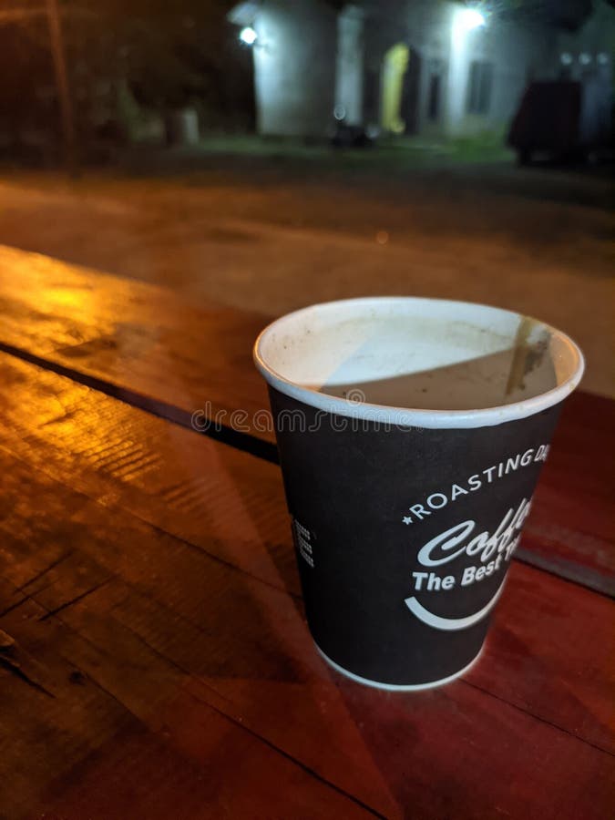 Coffe night in the dark editorial photo. Image of sound - 262476306