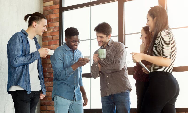 Coffee Break Chat at Office Stock Photo - Image of lifestyle, chatting ...
