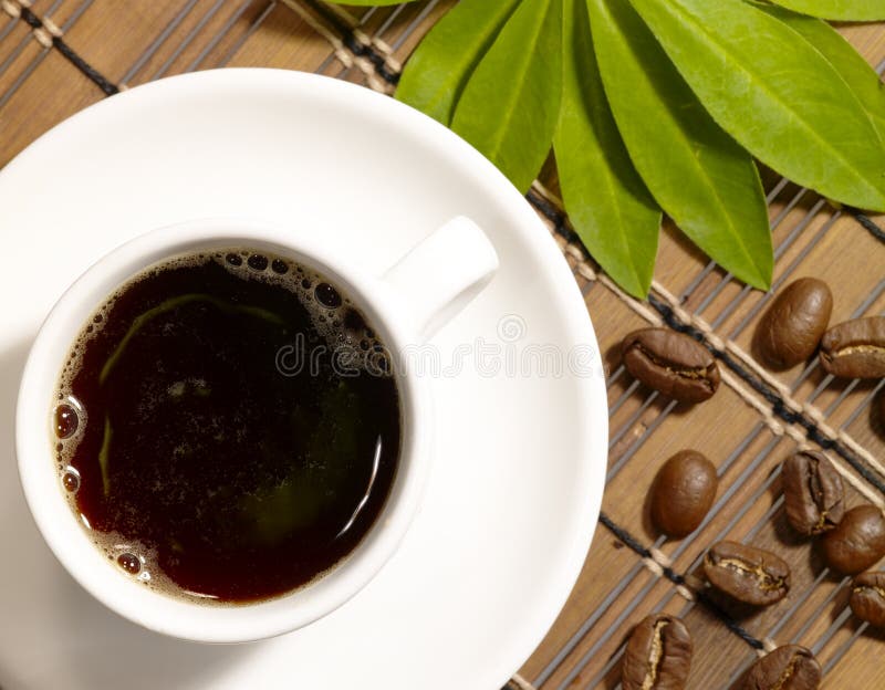Coffee cup on the table stock image. Image of bubbles - 9501077