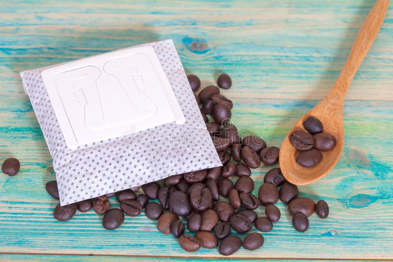 Coffee Drip in Cup and Coffee Drip Stock Image - Image of aroma, cafe ...