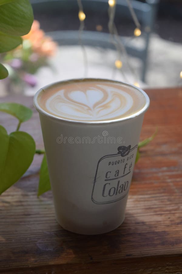 Coffee froth heart design editorial photography. Image of froth - 246924232