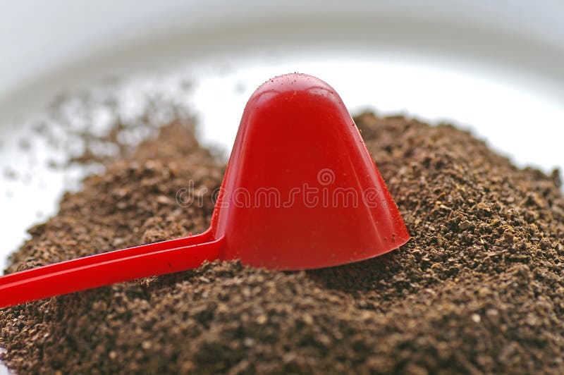 Coffee Scoop & Coffee stock photo. Image of brew, beverage - 2628940