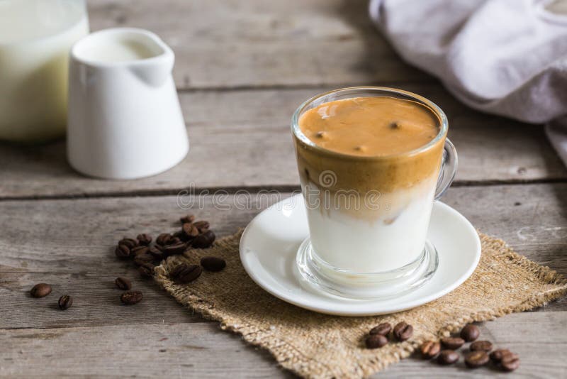 Coffee Trend - Dalgona Coffee, Whipped Instant Coffee. Cream Coffee ...